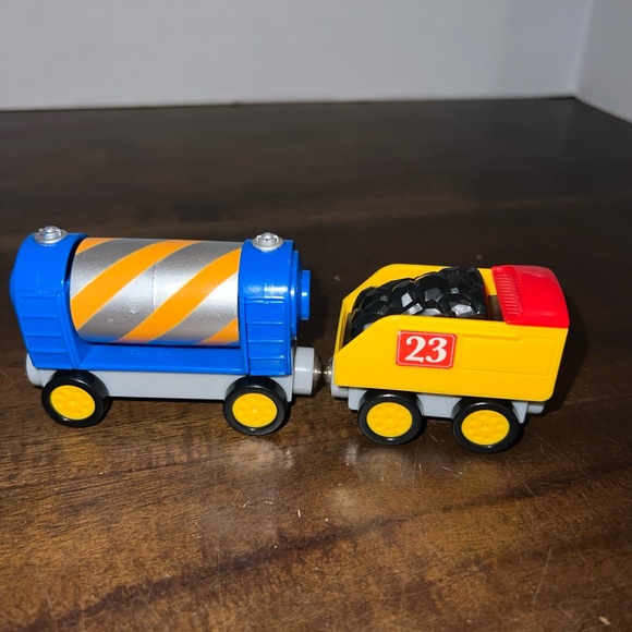 Toys | Toy State Preschool Express Magnetic Train 2 Cars Tender Tanker ...